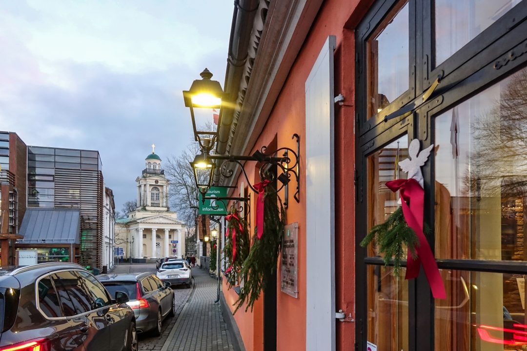 Ventspils ar krāšņu rotu sagaida Ziemassvētkus un Jauno gadu - Ventspils